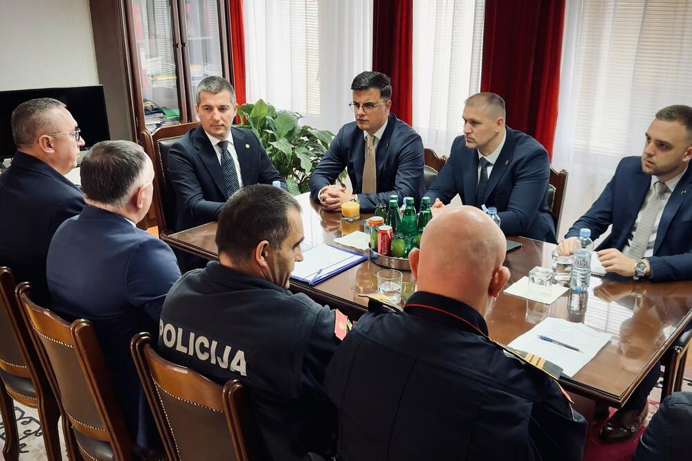 Na oko 100 lokacija u Herceg Novom biće postavljen video nadzor ...