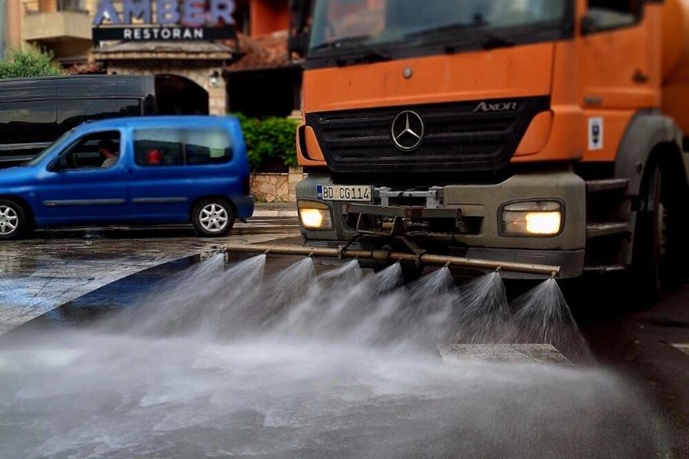 Nova direktorica Komunalnog uvela novi režim: Budva osvanula oprana ...