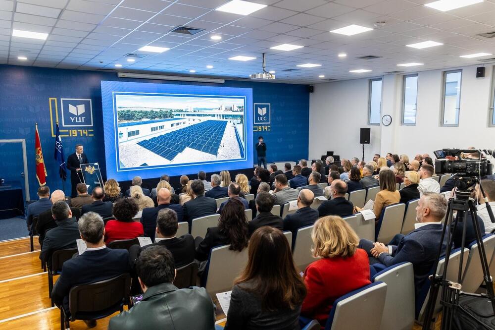 Svečana sjednica Senata UCG-a: Za pet godina realizovano više od 50 ...